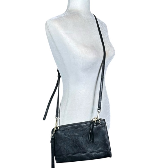 Joy Susan | Bags | Susan Minimalist Vegan Leather Convertible Clutch ...